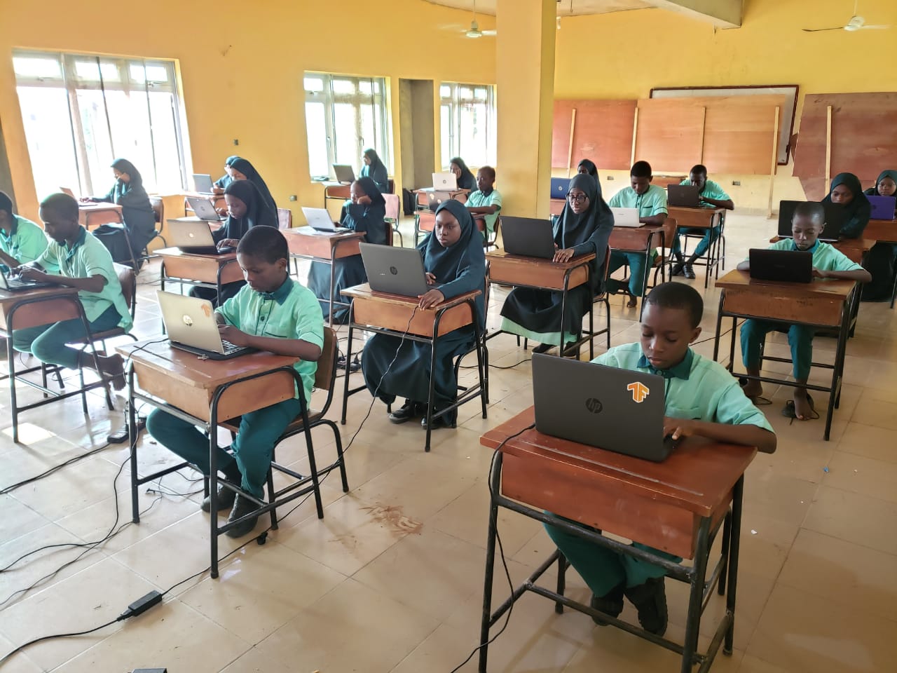 Fadhl Schools – Learning for both lives